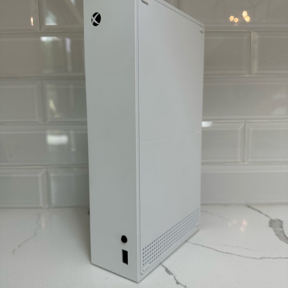 Microsoft | Video Games & Consoles | Xbox Series S Gaming Console ...